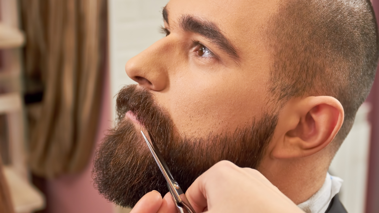 12 Expert Tips for a Sharp and Stylish Beard Trim - Das’it Barbershop